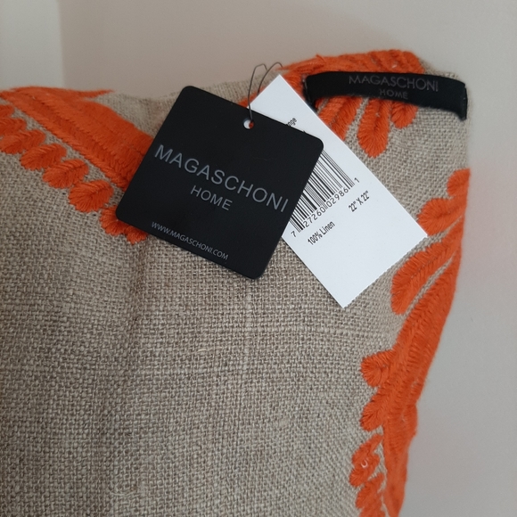 Magaschoni | Accents | Magaschoni 22 Embroidered Linen Decorative ...